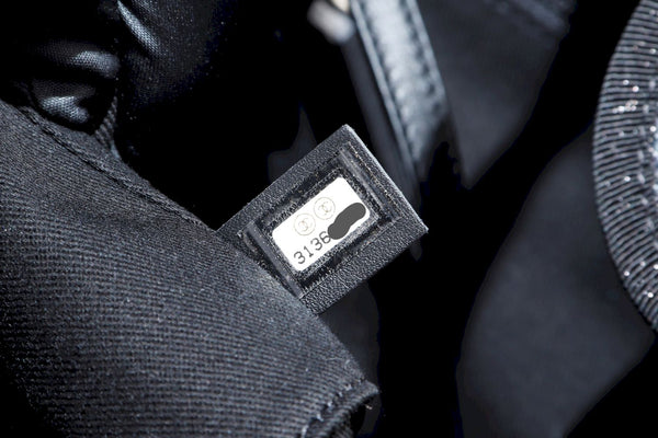 1229_CHA_ToteBag-17a_grande.jpg?v=1647857598